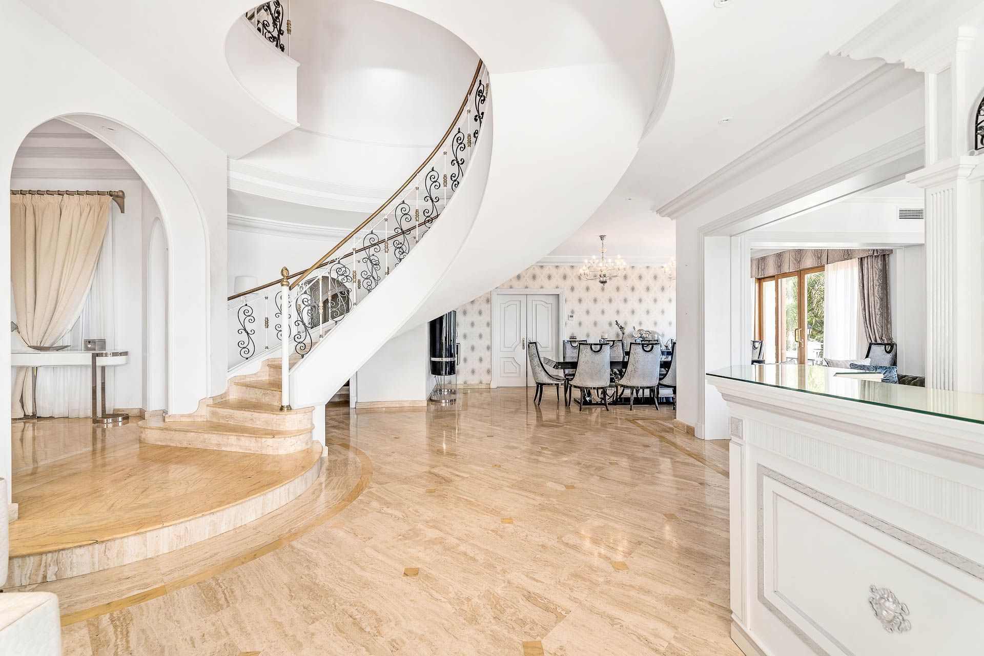 Großes Anwesen in El Paraíso Alto mit Meerblick - Benahavis | Luxus - Liegenschaften